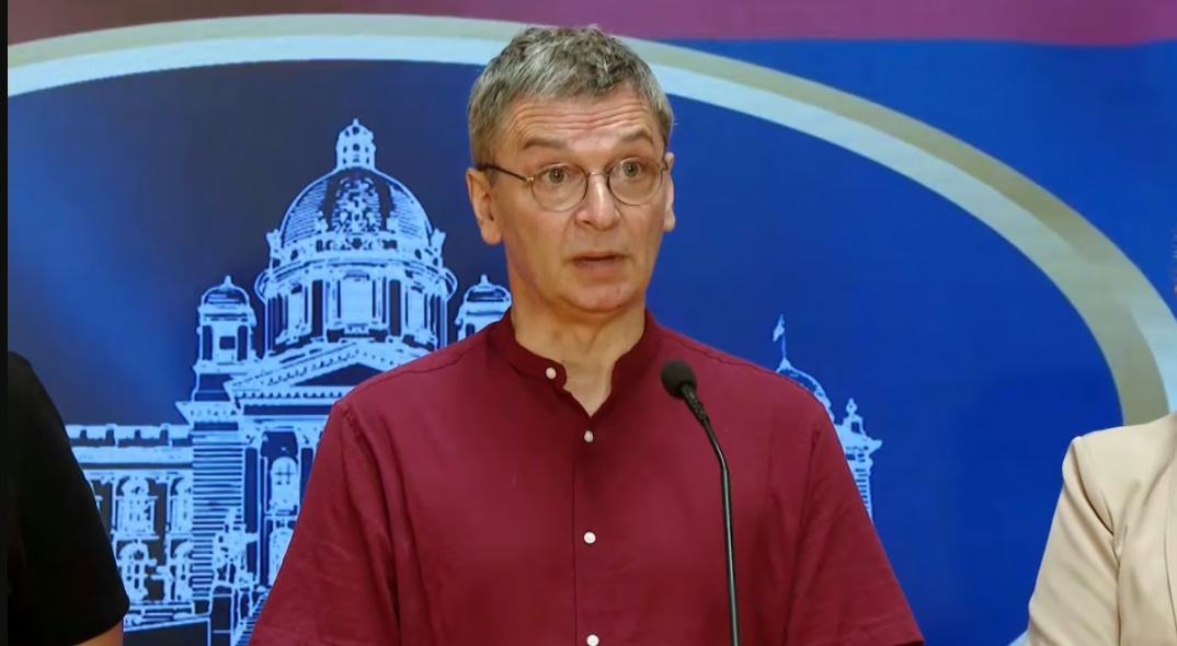 Ćuta se obratio predsedniku Srbije: "Vučiću, odmah oslobodi studenta ...